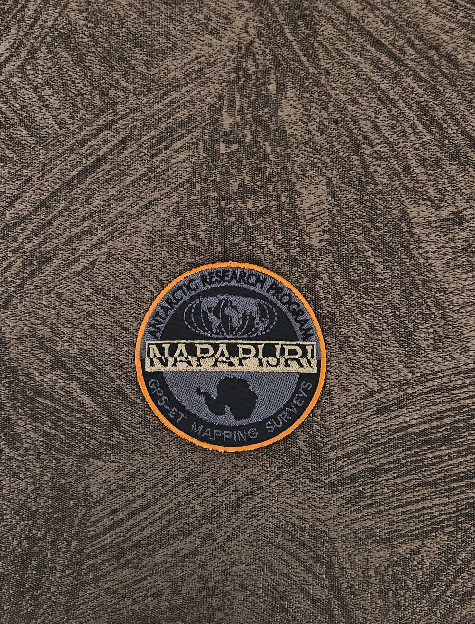 Patch Toppa Replica NAPAPIJRI Diametro 7CM Ricamata Termoadesiva e da