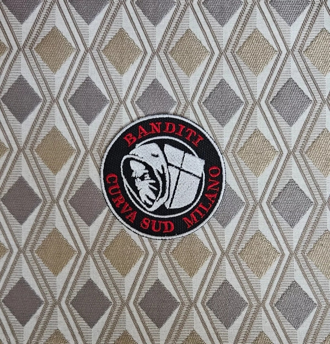 Patch Toppa Milan Calcio Curva Sud 8cm Ricamata Termoadesiva e da Cuci